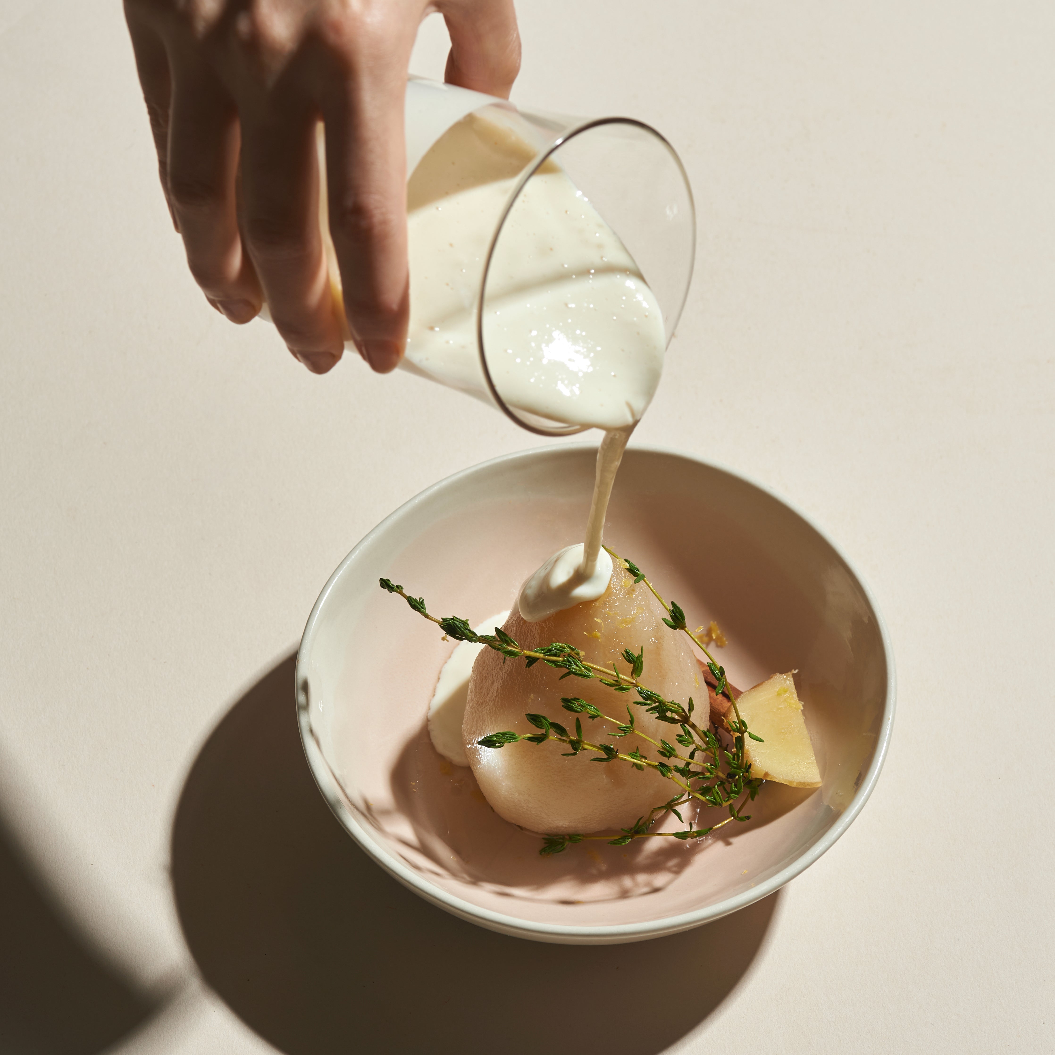 Recipe: Honey Ginger Poached Pear with Vegan Cream – Elix